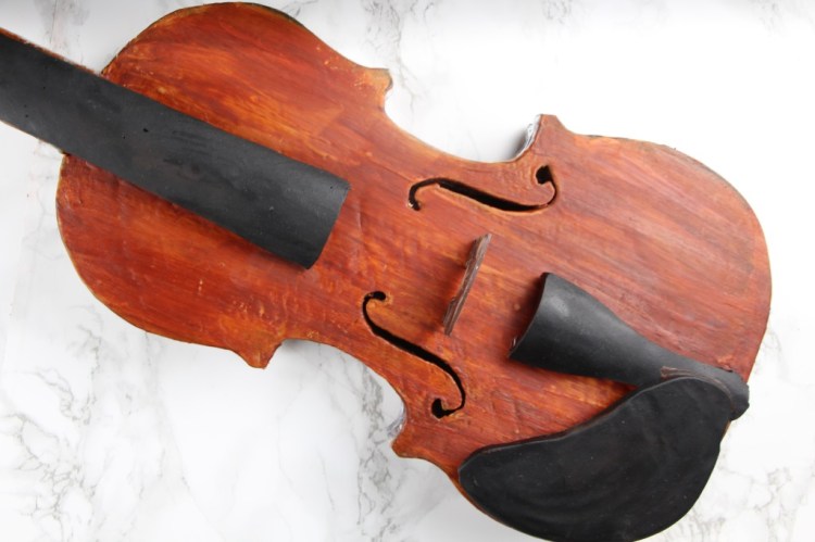 Chocolate Violin – Smoothies & Sundaes