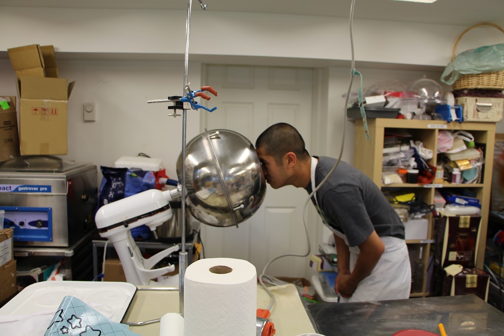 Panning 101 – Chocolate covered stuff – Smoothies & Sundaes
