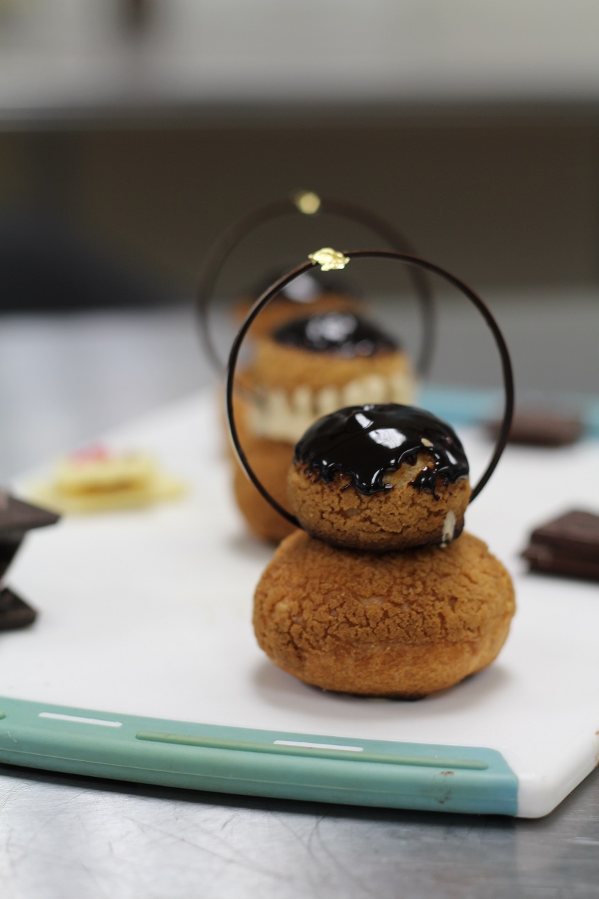 Choux Religieuse – Smoothies & Sundaes